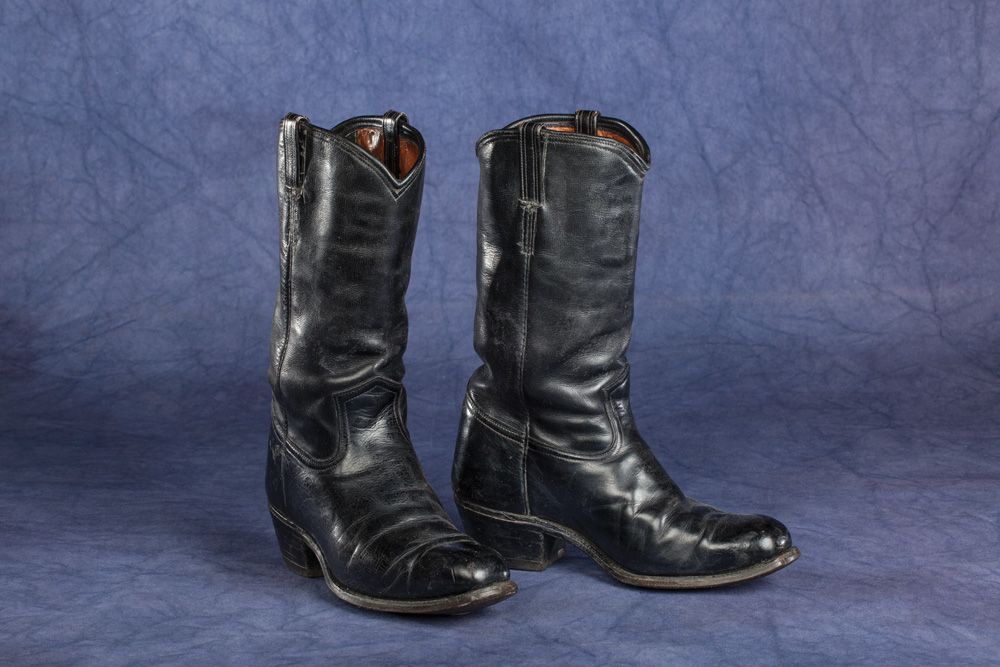 Clayton Moore’s Lone Ranger Nudie Suit, Boots, and Necktie