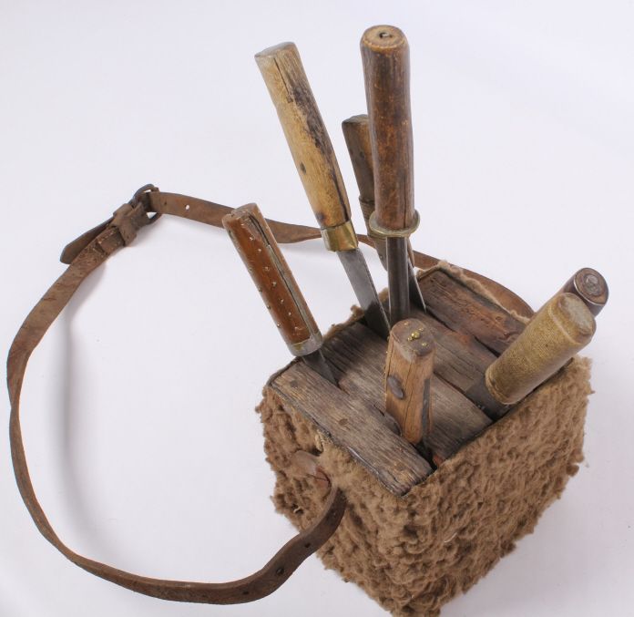 Buffalo Skinning Kit circa 1800's