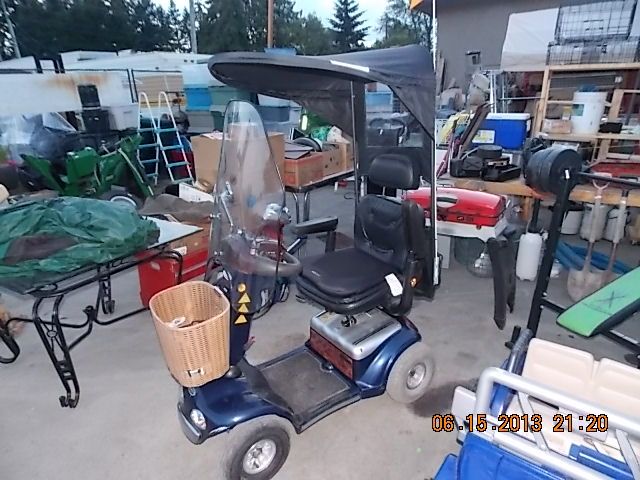 ELECTRIC SCOOTER - SHOPRITE - TRAIL BLAZER