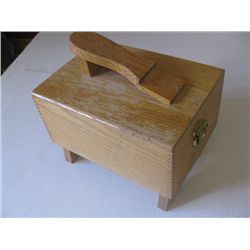 Vintage Griffin Shinemaster Caddy Dovetail Oak Wood Shoe Shine Box