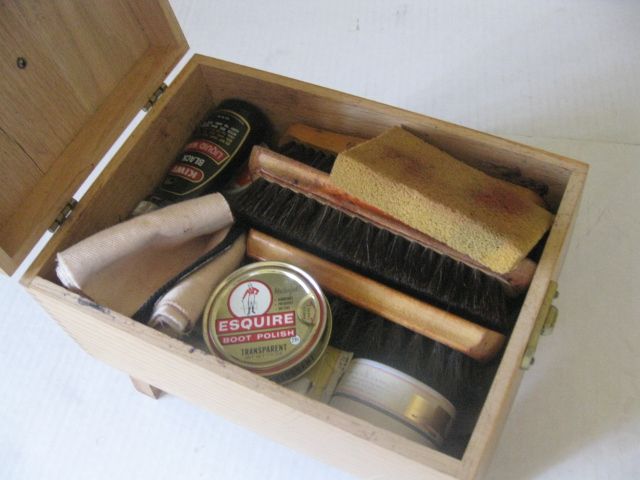 Vintage Griffin Shinemaster Caddy Dovetail Oak Wood Shoe Shine Box