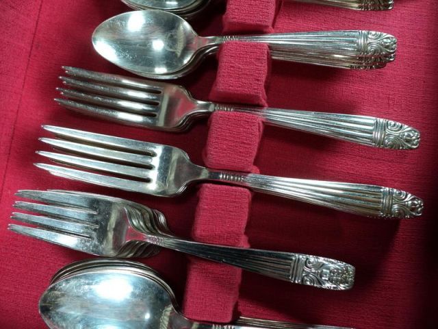 85 - Pieces Flatware, Harmony House Silver Plate AA+, "Danish Queen ...