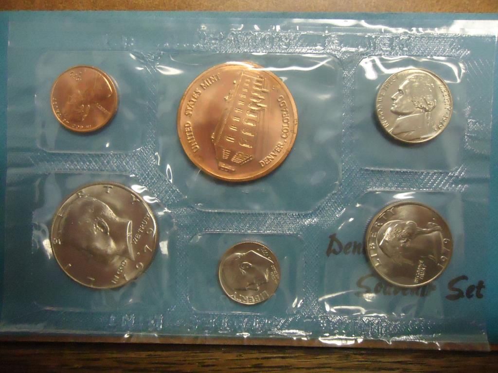 1979 DENVER MINT SOUVENIR SET