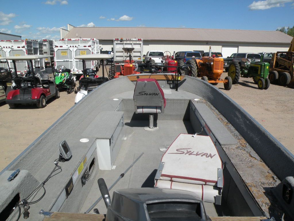 1992 Sylvan 16' Backtroller boat w/trailer SYL91292D292 Trailer Sells No Title