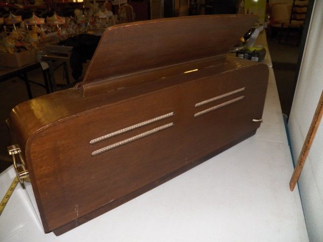 Belvedere Table Top Organ