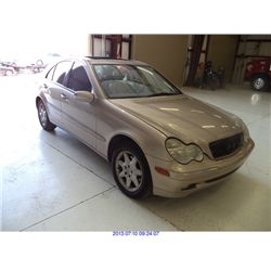2002 - MERCEDES BENZ C-240