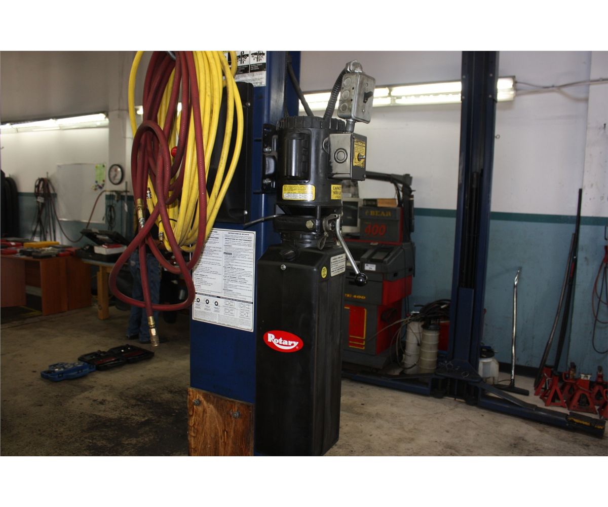 ROTARY SP09 9000 LB 2 POST AUTOMOTIVE LIFT rotary-sp09-9000-lb-2-post-automotive-lift