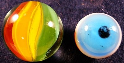 Marbles: Lot 156. Shooter 6-Vane Catseye and Eyeball Marble.