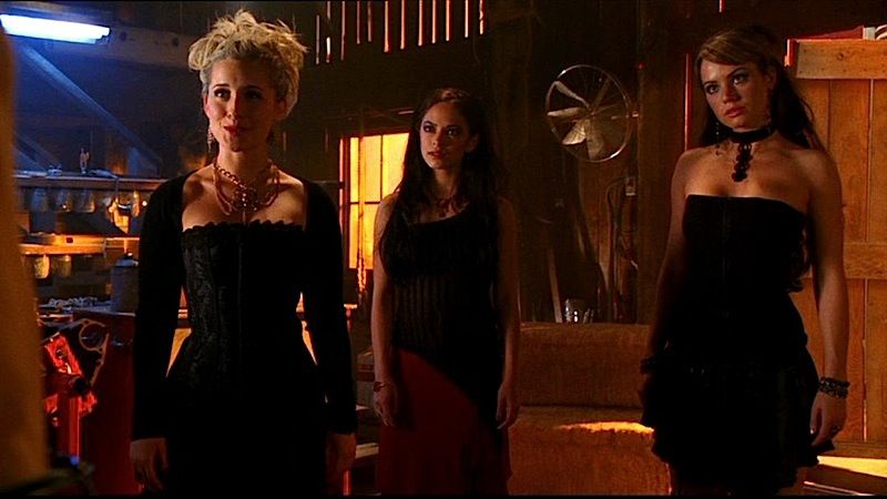 Smallville (TV) - Lois' Dress (Erica Durance)