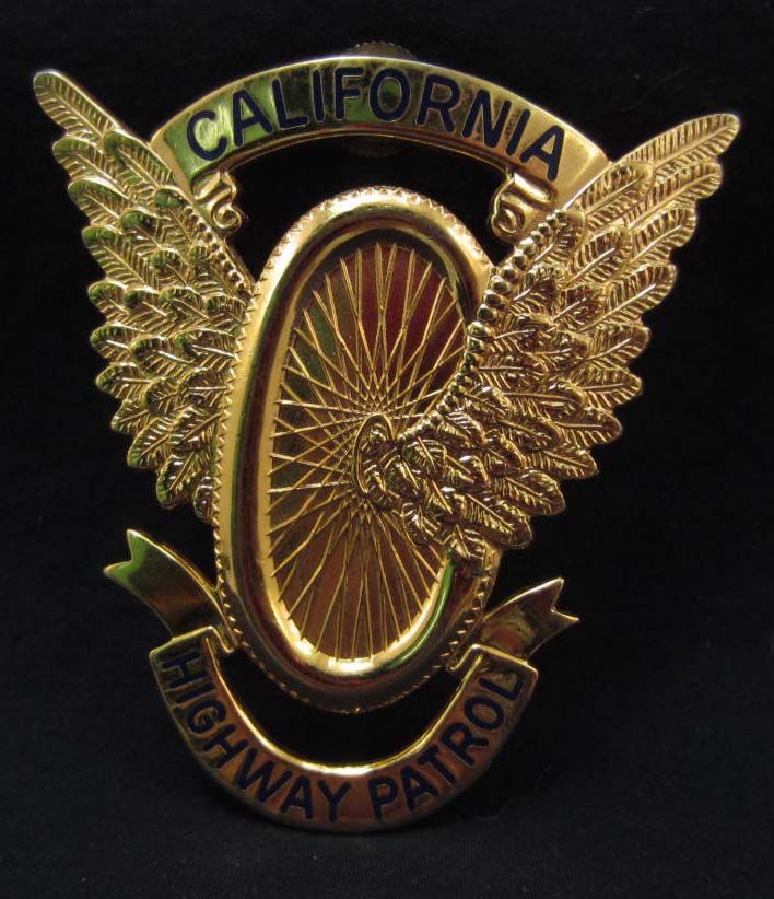OBSOLETE CALIFORNIA HIGHWAY PATROL CHP OFFICERS VISOR CAP BADGE
