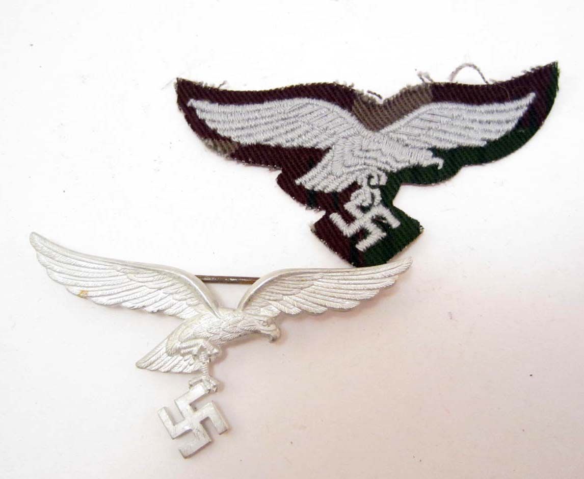 GERMAN NAZI LUFTWAFFE SUMMER TUNIC BREAST EAGLE - PINBACK