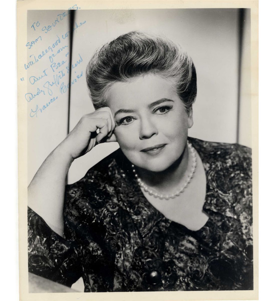 Frances Bavier Signed 8'' x 10'' Glossy Photo as ''Aunt Bee''