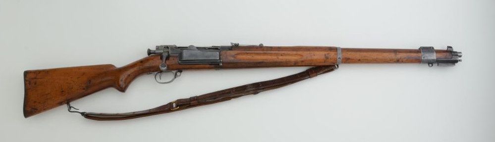 Norwegian Krag bolt action rifle dated 1916, 6.5 x 55mm cal., 24 ...