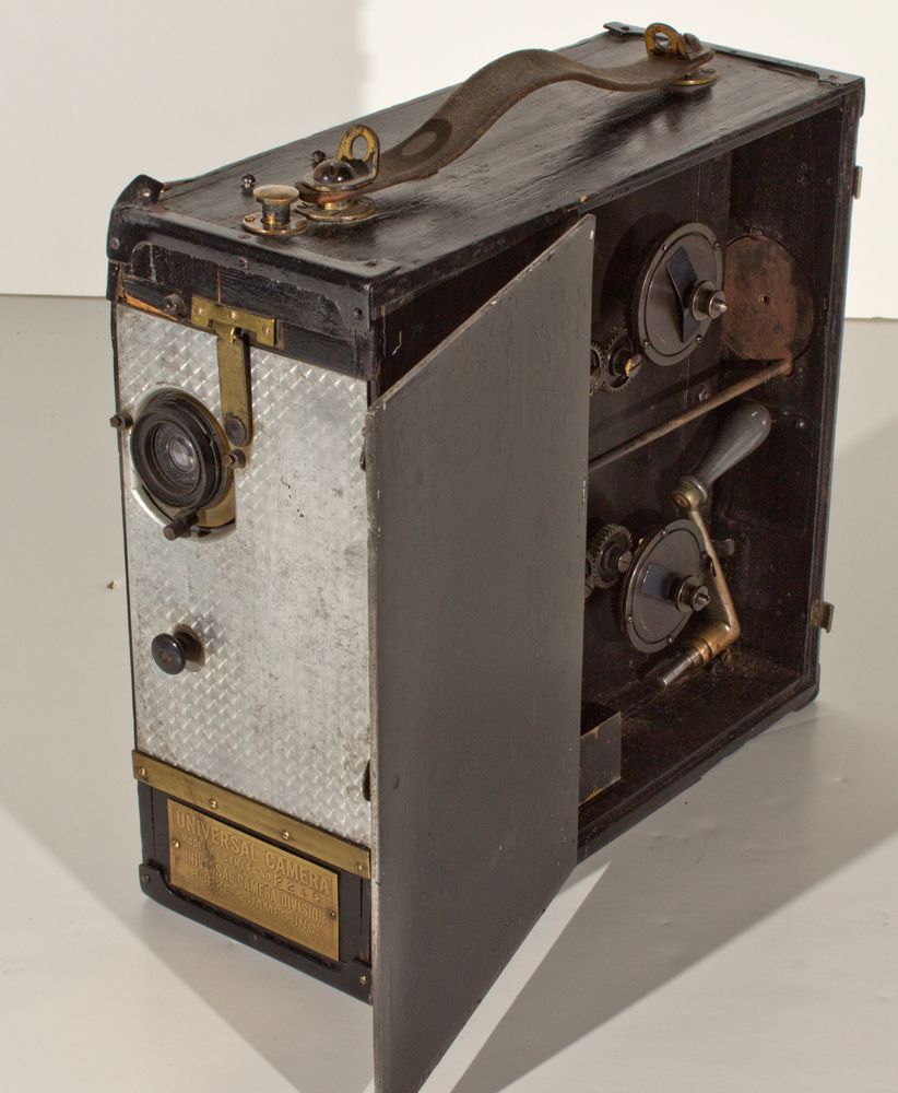 Universal Movie Camera, Model A 35mm