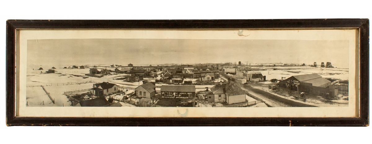 MT,Wibaux-Wibaux County,Montana Town Panorama