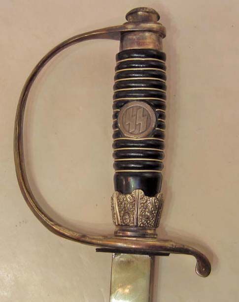 GERMAN NAZI WAFFEN SS OFFICERS SWORD W/ SCABBARD