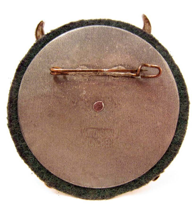GERMAN NAZI HITLER YOUTH SKI FUHRER SHIELD BADGE