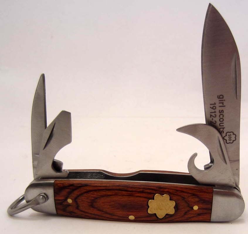 GIRL SCOUT POCKET KNIFE
