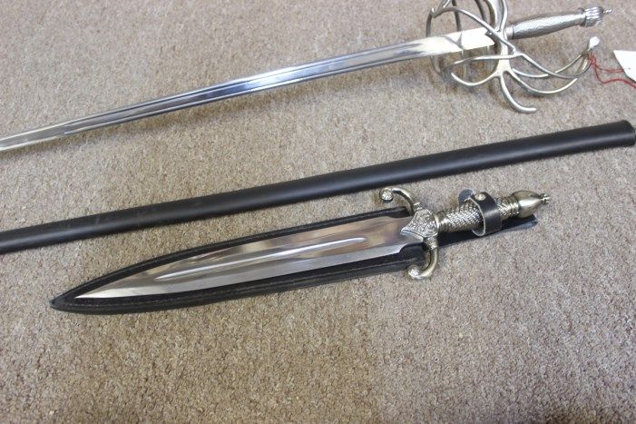 Swept-Hilt Rapier & Quillion Dagger