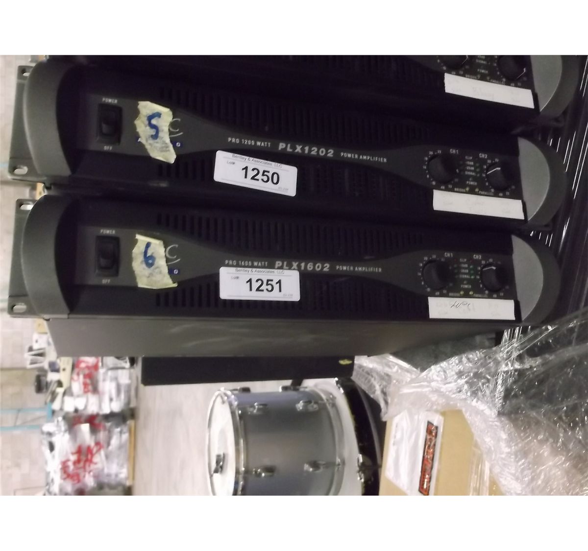 QSC PLX1602 POWER AMPLIFIER