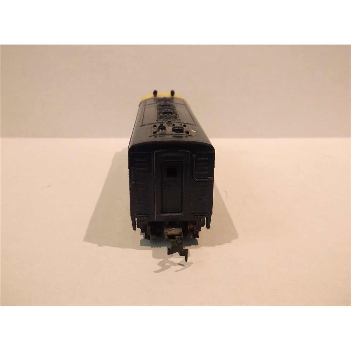 TYCO HO TRAIN ENGINE SANTA FE #4015