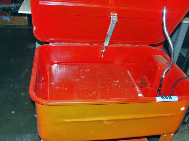 Parts solvent cleaning tank