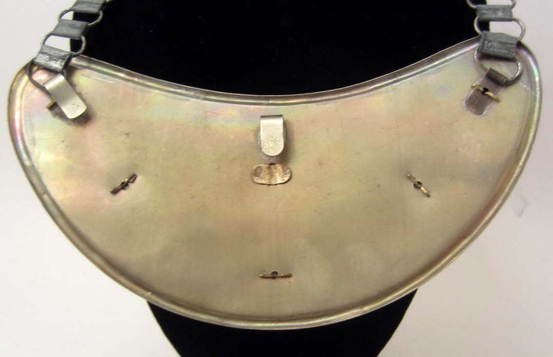 GERMAN NAZI SS STREIFENDIENST GORGET W. CHAIN