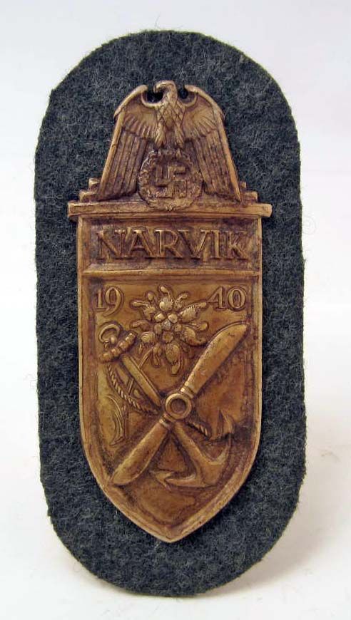 GERMAN NAZI NARVIK SHIELD W/ GREEN WOOL BACKING