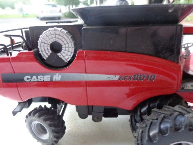 Case IH AFX 8010 Combine Dealer Collector Edition