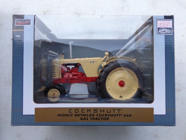 SpecCast Cockshutt 660 Gas Tractor 1/16