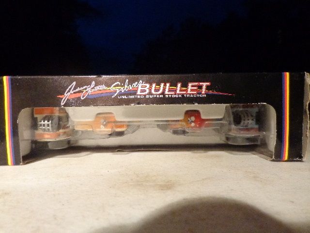 Silver Bullet Pulling Tractors 6 Time Champs 1/64
