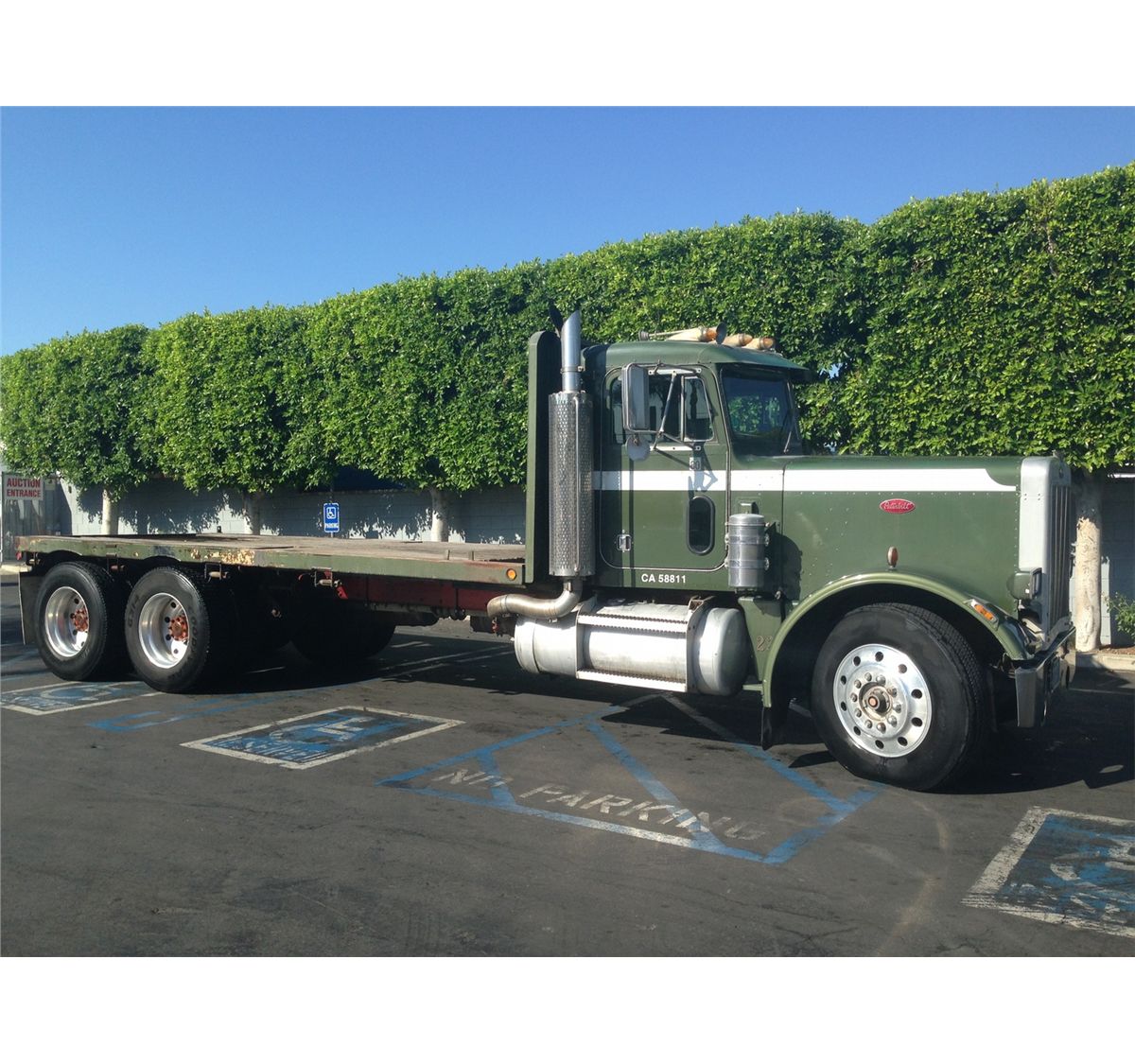 1985 PETERBILT 359