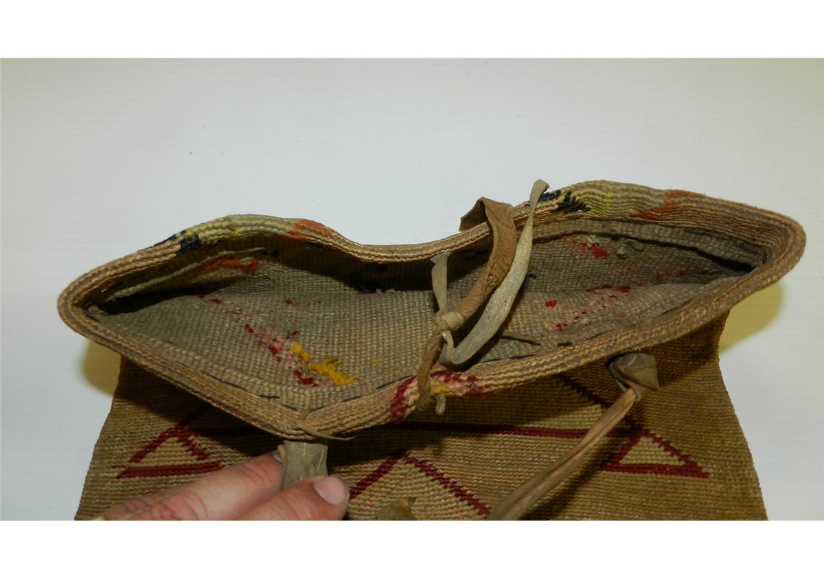 Original Antique Native American Indian Corn husk Bag / Geometric Design