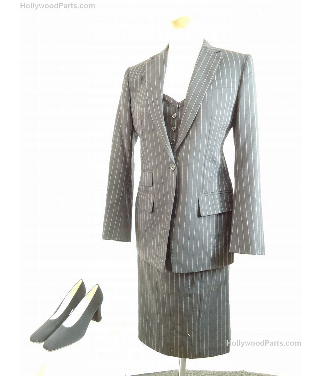 The Thomas Crown Affair Catherine Banning (Rene Russo) Gray 3-Piece ...