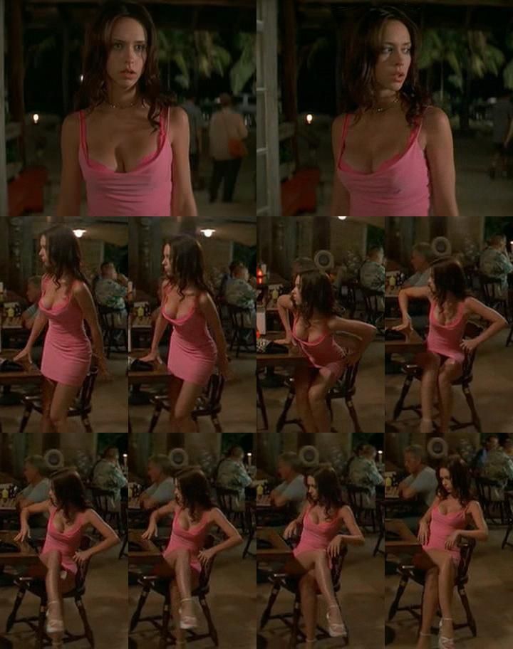 Heartbreakers Page Connors Jennifer Love Hewitt Hero Bright Pink