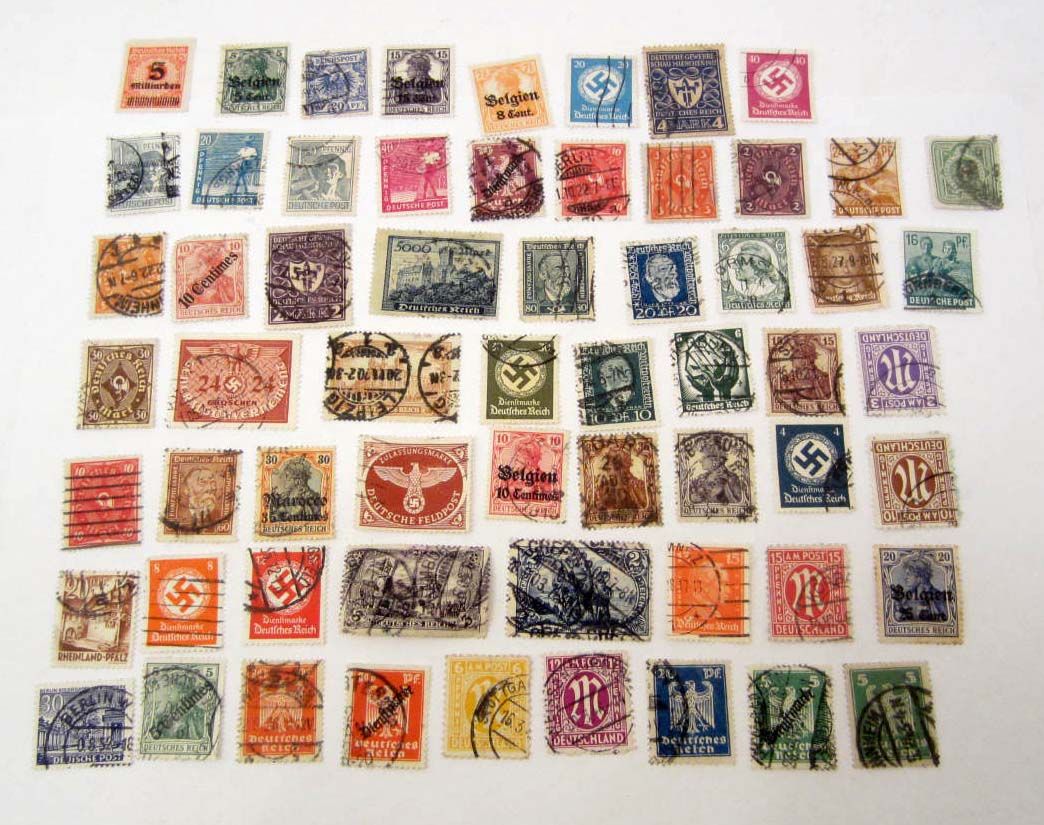 LOT OF APPROX. 60 VINTAGE GERMAN STAMPS - DEUTCHES REICH & NAZI / SWASTIKA