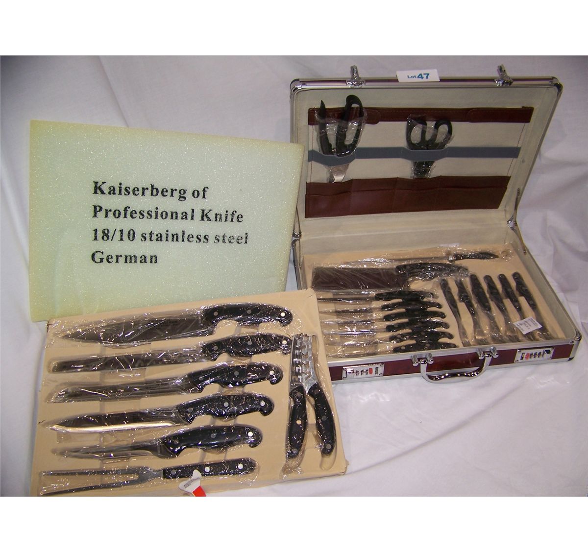 KAISERBERG PROFESSIONAL GERMAN KNIFE SET, IN PRESENTATION CARRYING CASE ...