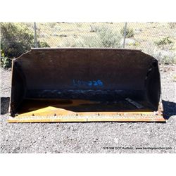 Caterpillar Front End Loader Bucket Attachment