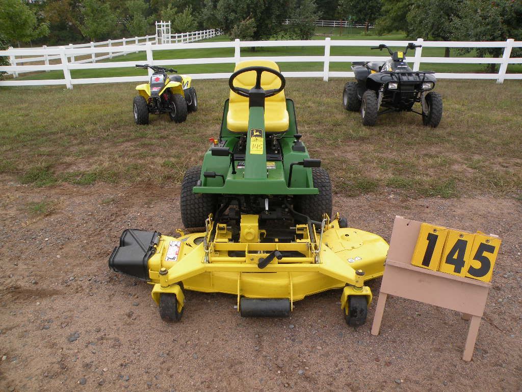 John Deere F725 w/54" deck M0F725X012880