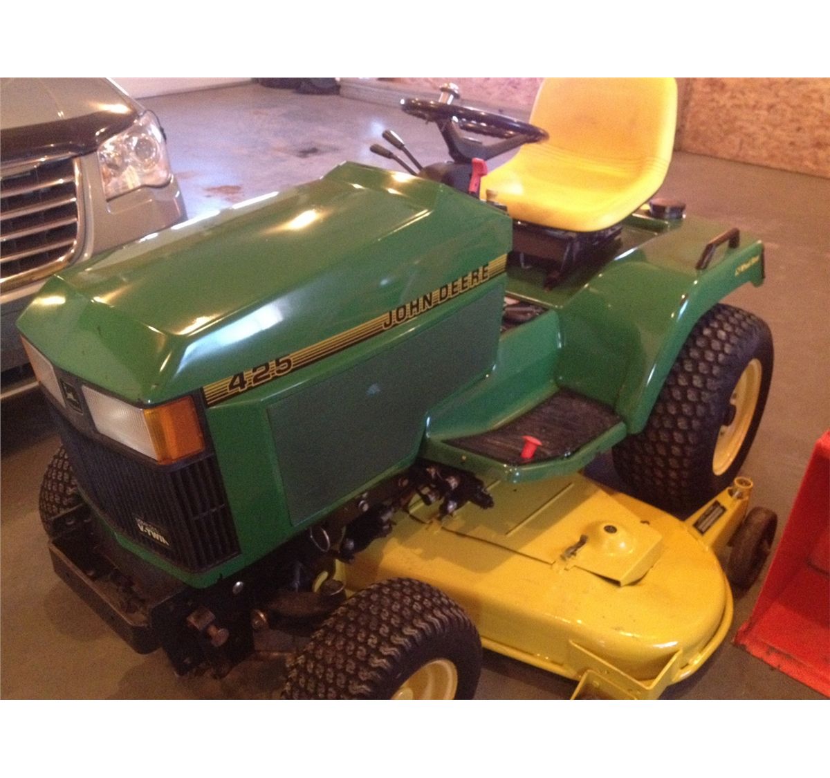 JOHN DEERE 425 GARDEN TRACTOR,C/W ALL WHEEL STEER,3PH,20HP GAS,LIQUID ...
