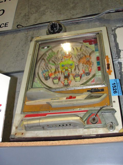Vintage heiwa custome plinko machine