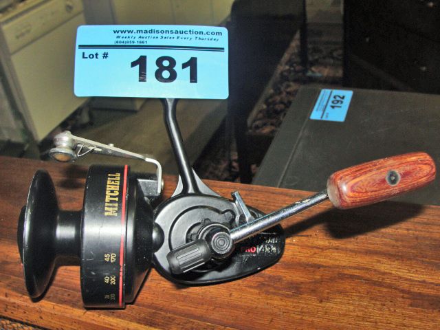 Vintage mitchell pro model 498 fishermans spinning
