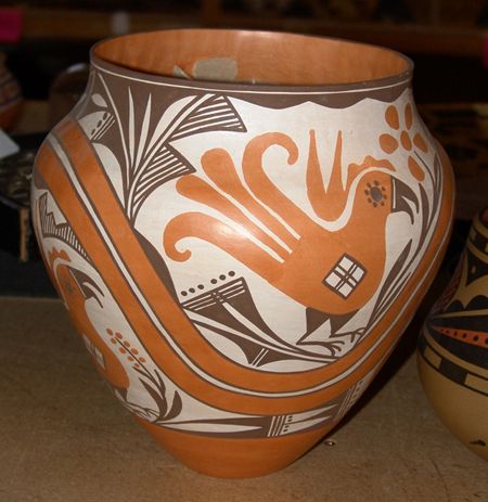 Acoma Pottery Joe - Loretta Joe