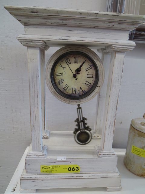 Reproduction mantle clock