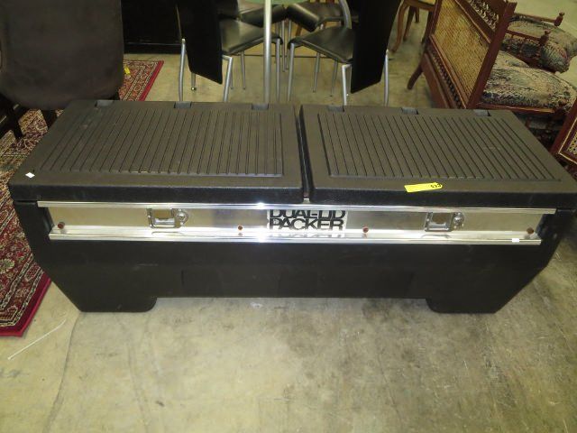 Dual lid packer truck box