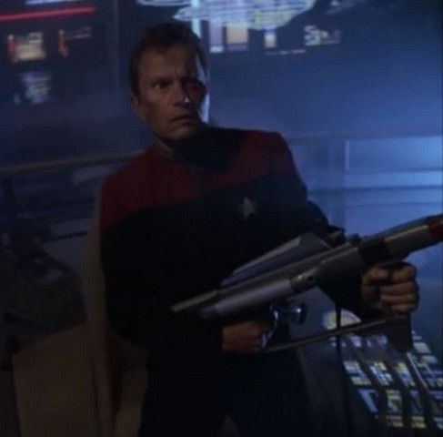 Star Trek: Voyager Hero Silver Compression Phaser Rifle