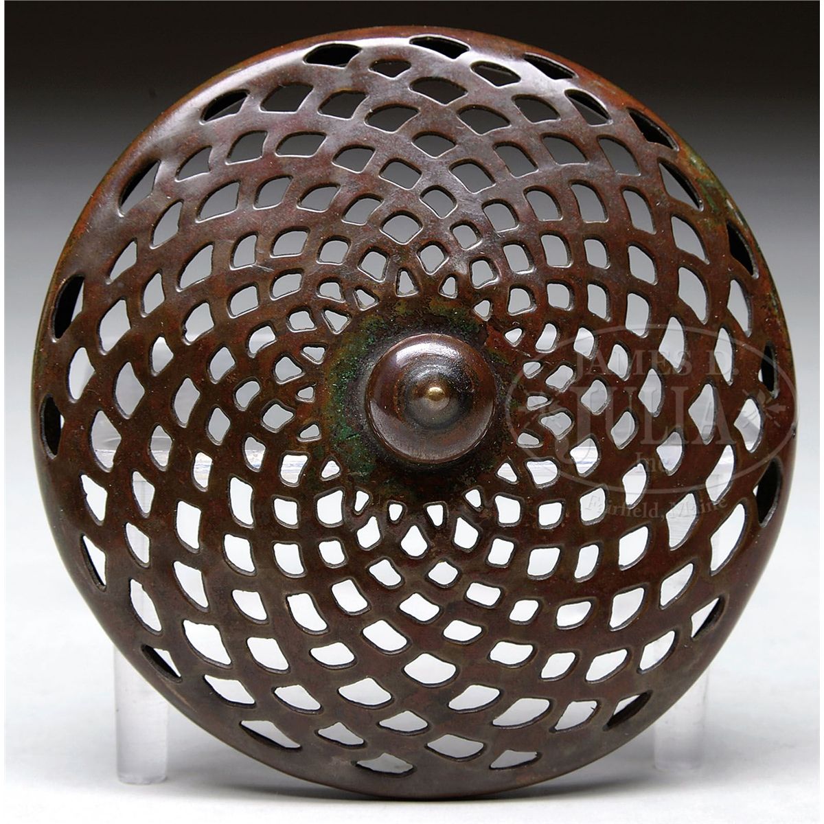 TIFFANY STUDIOS HEAT CAP.