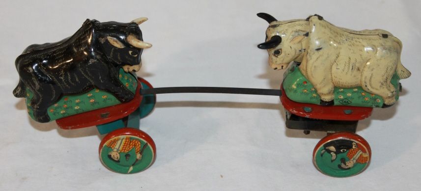 TMK Fighting Bulls Wind-up See-Saw Toy