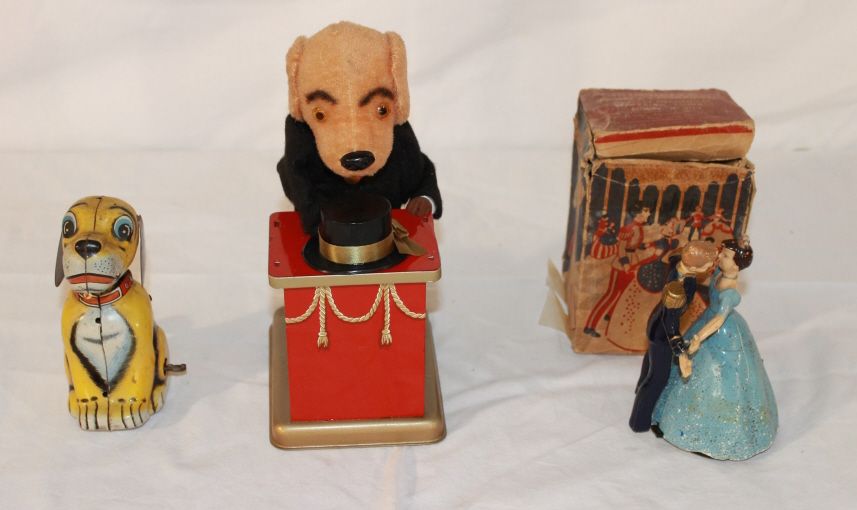 3 Wind-up Toys