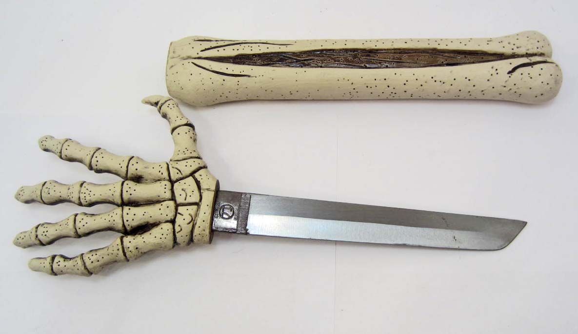 7913 - HEAVY DUTY SKELETON ARM DAGGER KNIFE